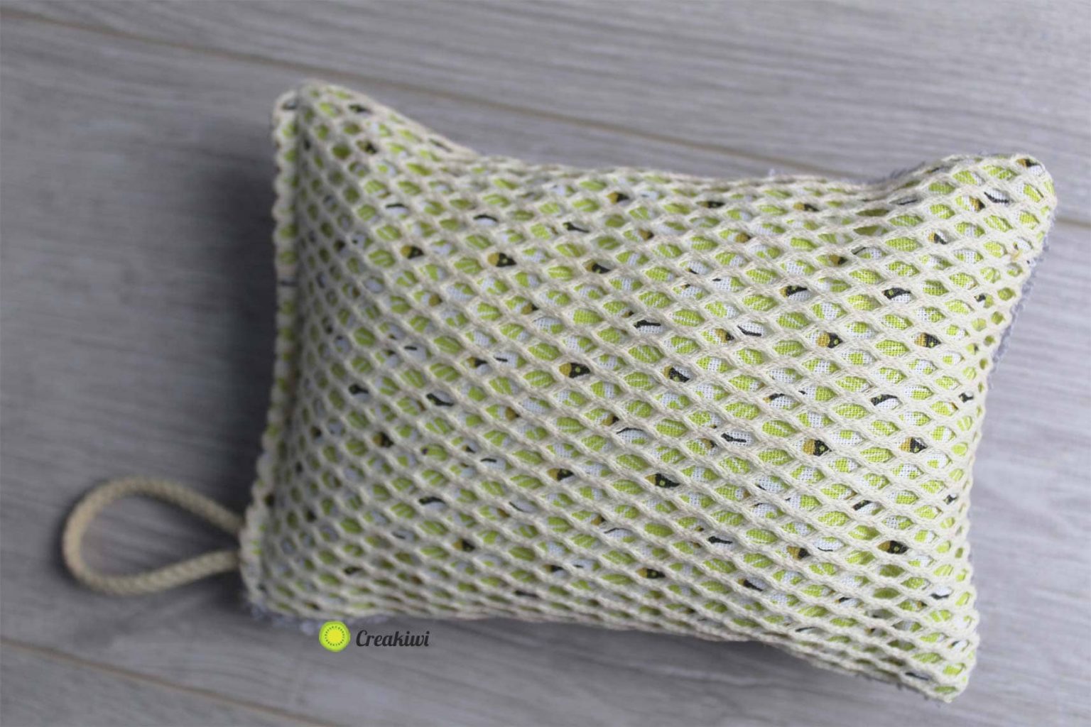 Eponge lavable verte et grise ⋆ Creakiwi